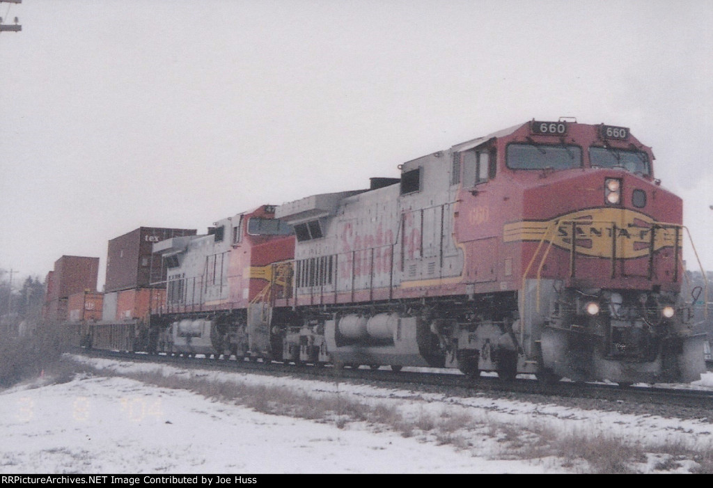 BNSF 660 West